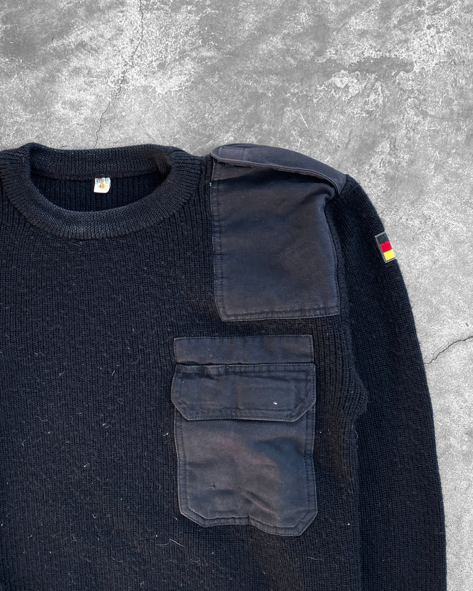 German Military Blue Commando Sweater - 1990s – UNSOUND RAGS